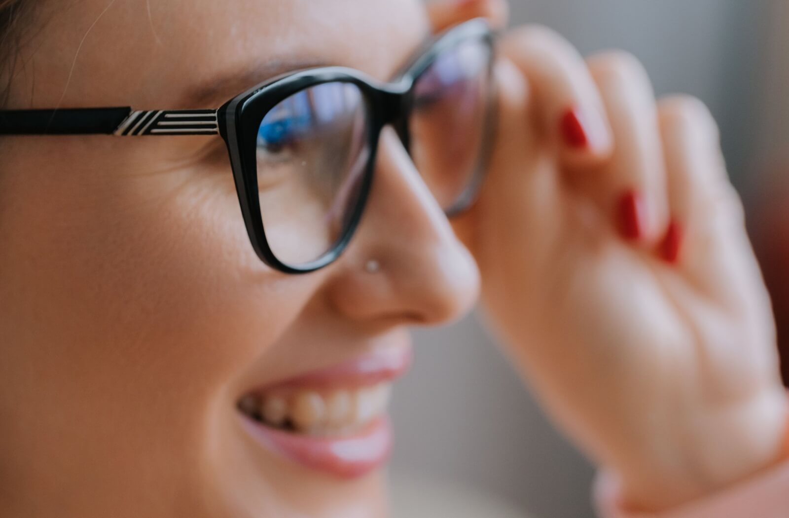Do I Need Glasses with 20/30 Vision? | Niagara Falls, ON